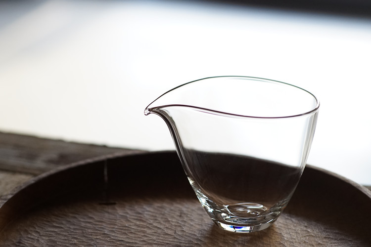 Handmade Raindrop Glass Pitcher (Fairness Cup/ Gong Dao Bei ...